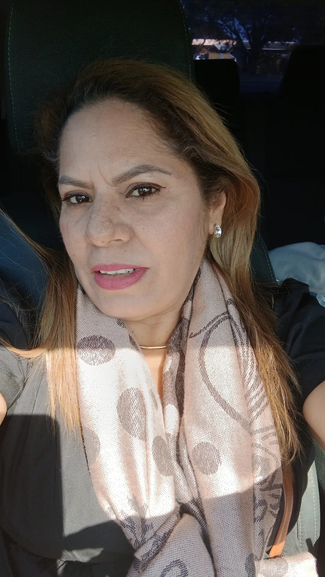 Bertha Montenegro – Nails, Balayage, haircuts in miami
